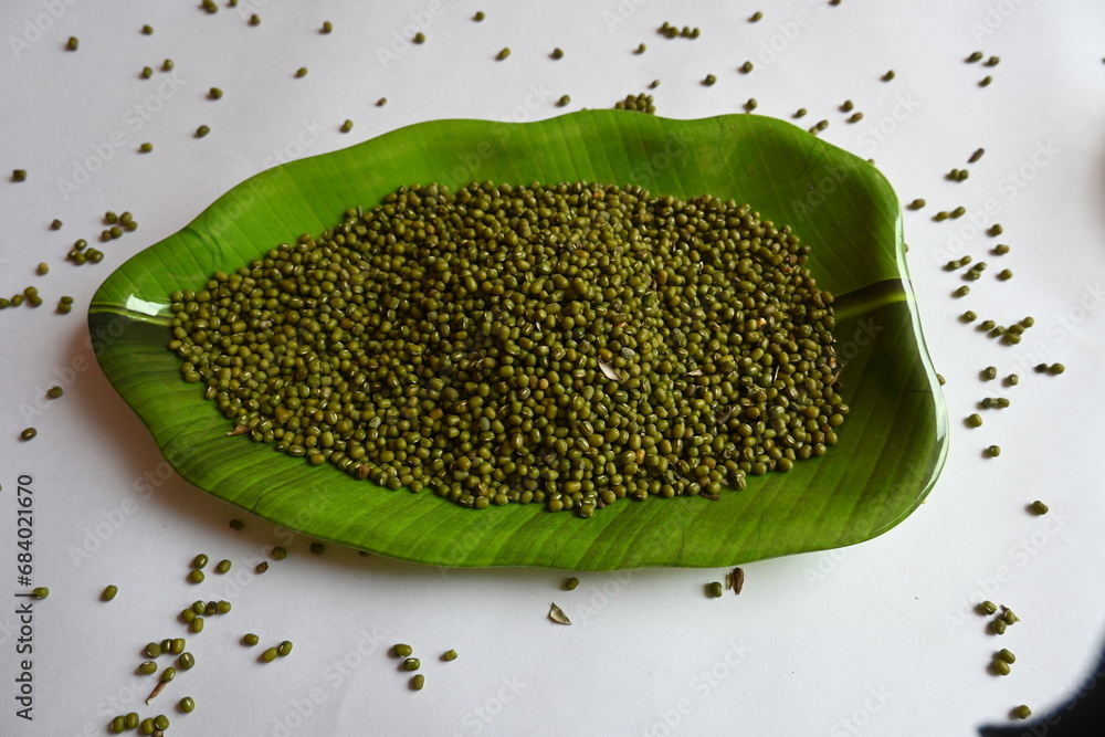Mung bean. It's other names Vigna radiata, green gram, maash, mung ...