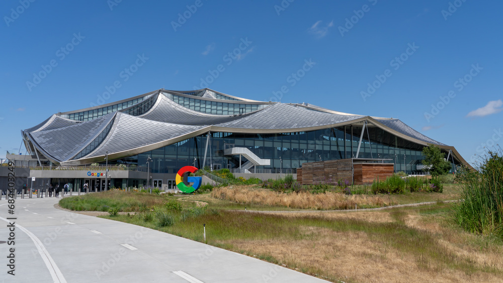 Google Bay View corporate campus in Mountain View, California, USA ...