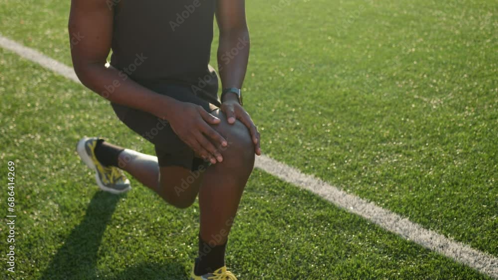 Strong fitness man African American sportsman doing lunges squat ...