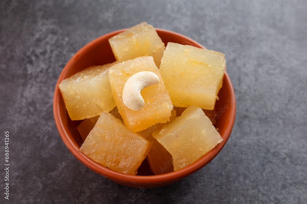 Karachi halwa also known as bombay halva. Kerala Kozhikodan Black halwa ...