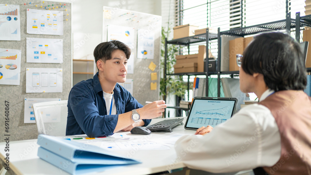 Group of young asian creative business brain storm meeting presentation ...