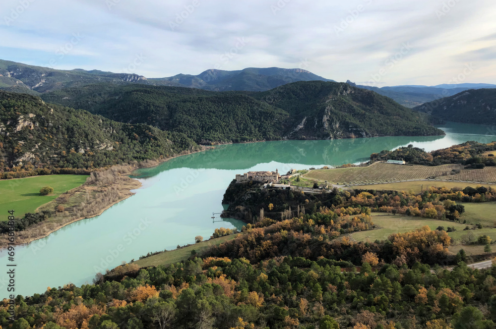 Ligüerre de Cinca, Spanish village in Huesca, Aragón, bird's eye view ...