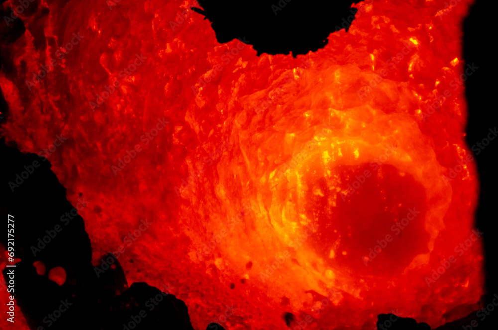 "Clinker Ardiente: Fotografía Impactante del Horno en Funcionamiento ...