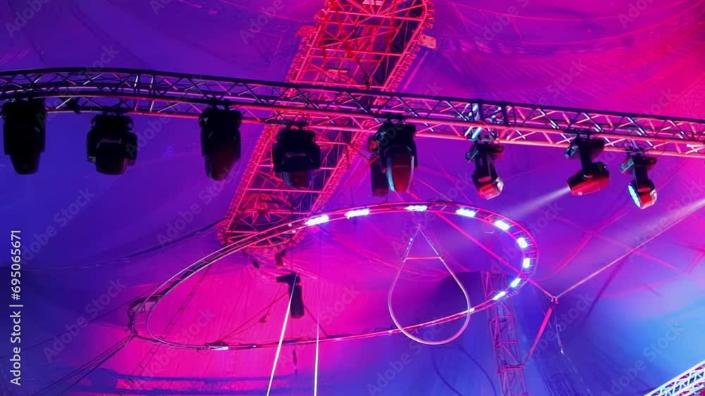 Vidéo Stock Circus dome with neon lights and illumination. Interior of ...