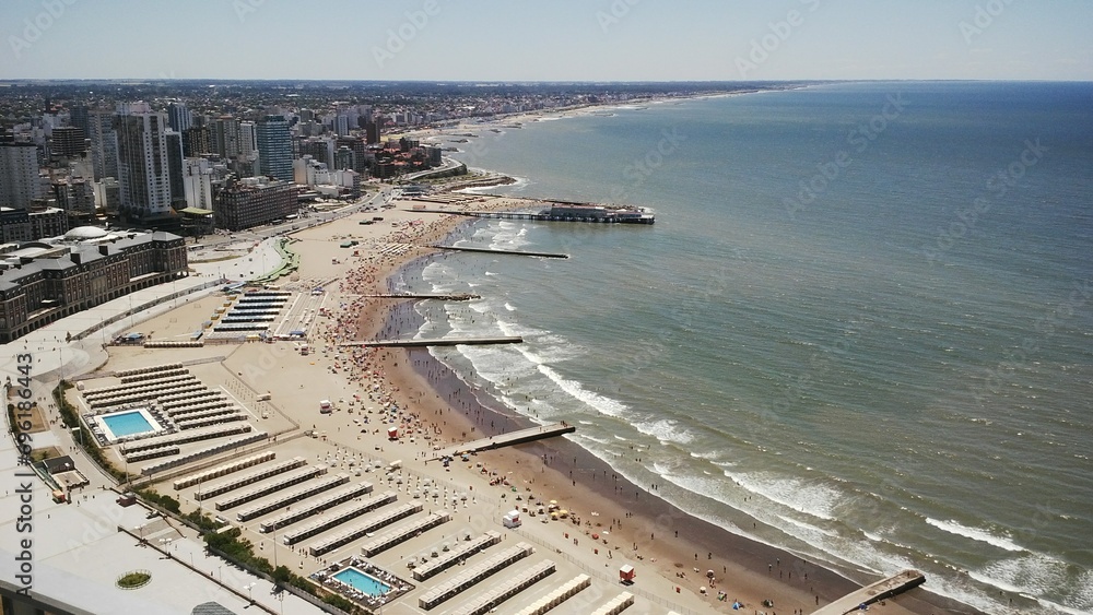 Playas de Mar del Plata, foto panoramica de la Playa Bristol Stock ...