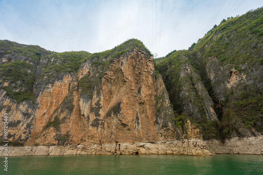 The Three Gorges of the Yangtze River are magnificent. The rivers flow ...