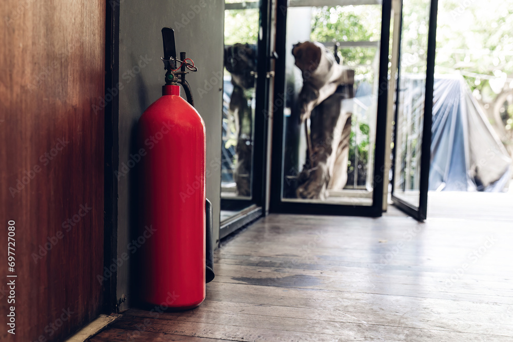 Fire extinguisher in the operating department . Install a fire ...