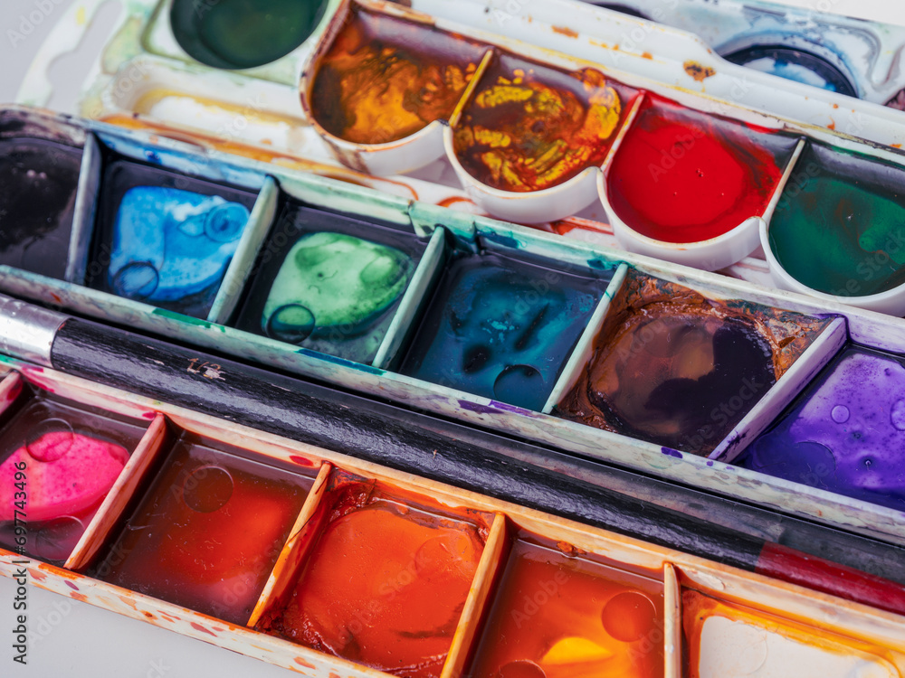 Watercolor paints for drawing and painting water paints for artists ...