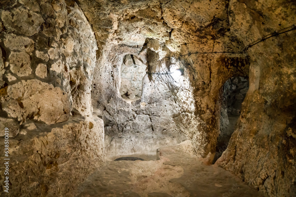 Derinkuyu cave underground city in Cappadocia, Multi-storey city is an ...