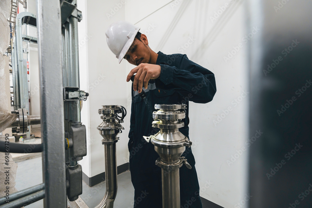 Male work inspection process meter Industrial pipeline stainless steel ...