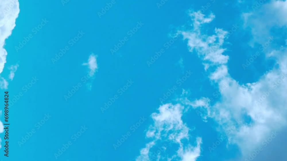 Video „Vertical Footage. Pure Clear Blue Sky and Beautiful Transforming ...