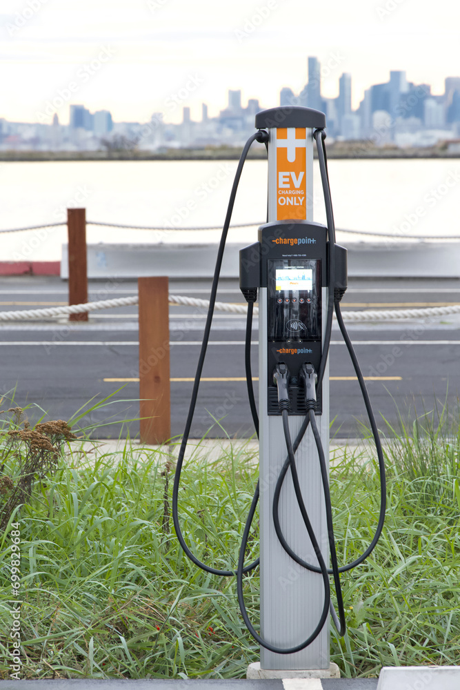 Alameda, CA - Dec 20, 2023: Charge Point EV Charging Station in the Sea ...