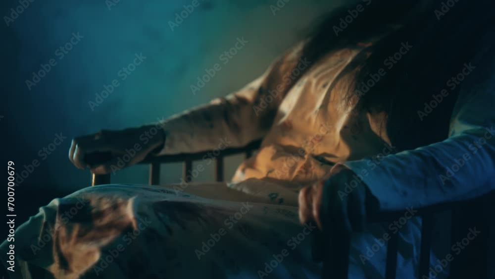 Vidéo Stock Possessed woman in bloody nightgown breathing deeply while ...