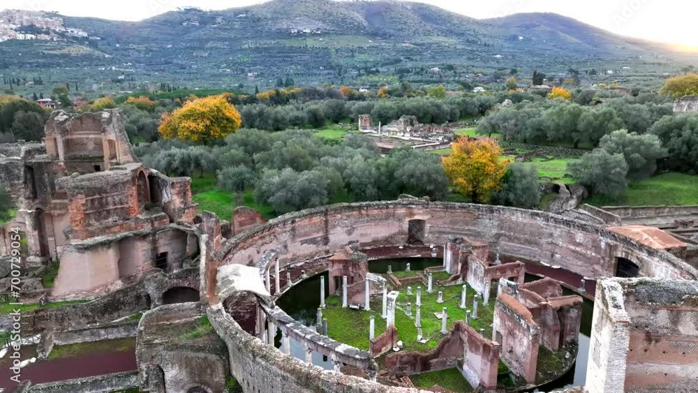Il Teatro Marittimo a Villa Adriana of Hadrian's Villa in Tivoli, Rome ...