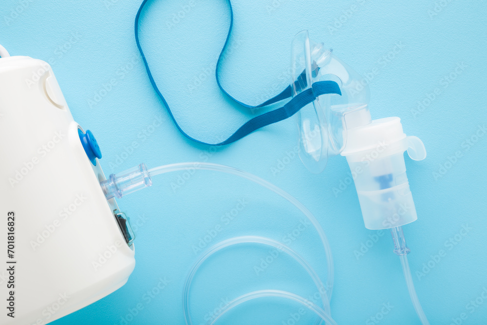 Compressor nebulizer and transparent mask with container for drug ...