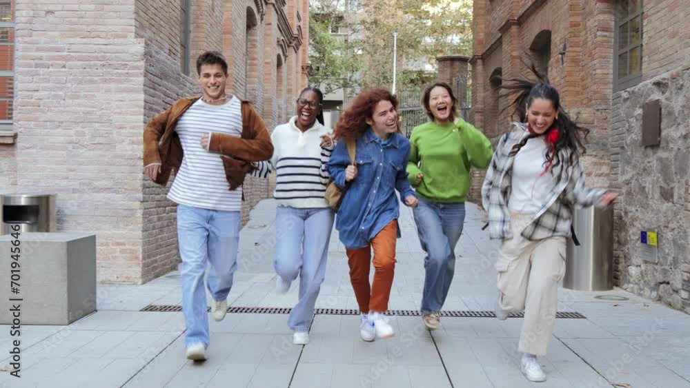 Vidéo Stock Slow motion fotage of a group of high school students ...