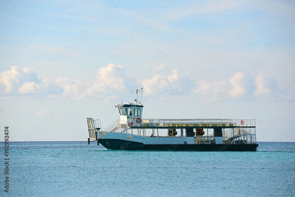 Tour ship Henry Hudson at Half Moon Cay, Little San Salvador Island ...