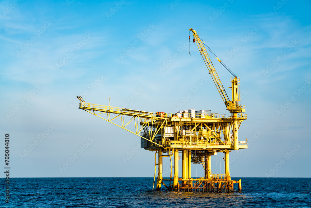 Offshore oil and gas wellhead remote platform which produced raw ...