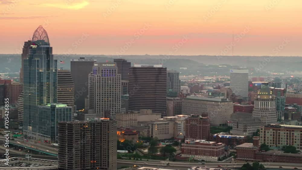Cincinnati city in Ohio with brightly illuminated high skyscraper ...