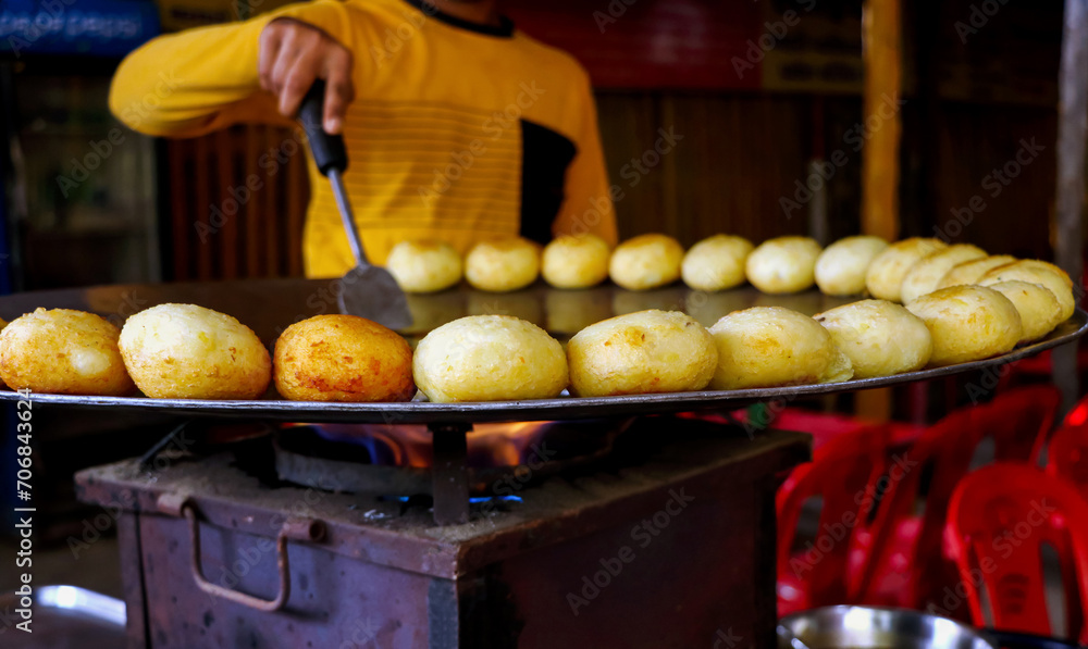 Aloo (potato) tikki,famous street food in North India Stock Photo ...