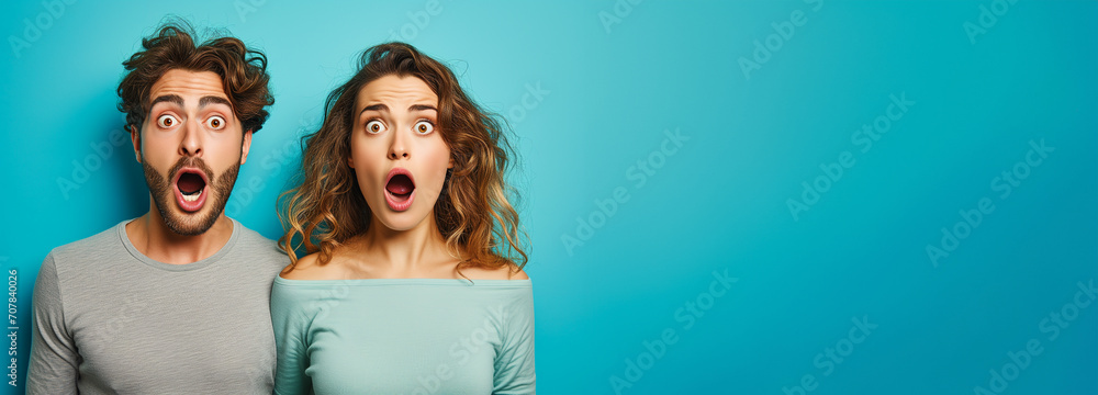 Banner Surprised couple. Omg, check this. Emotional guy and girl free ...