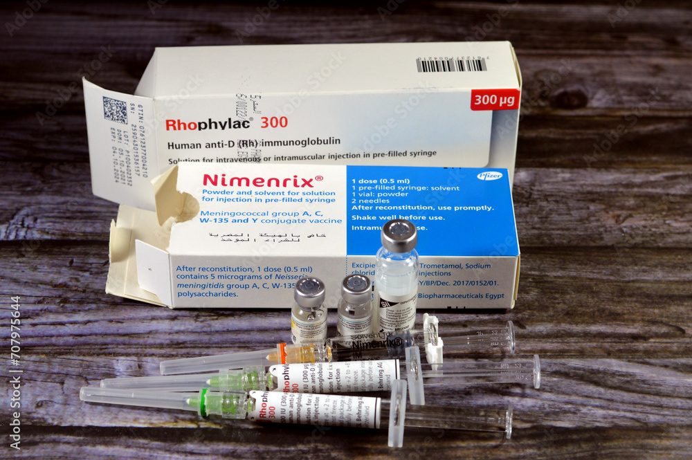 Foto de Cairo, Egypt, January 11 2024: anti-D (Rh) immunoglobulin ...