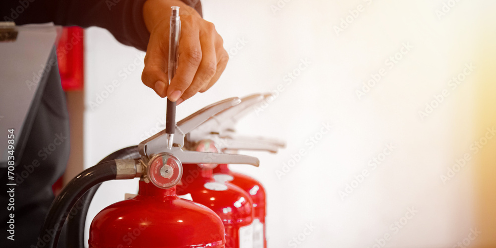 Engineer check fire suppression system,check fire extinguisher tank in ...