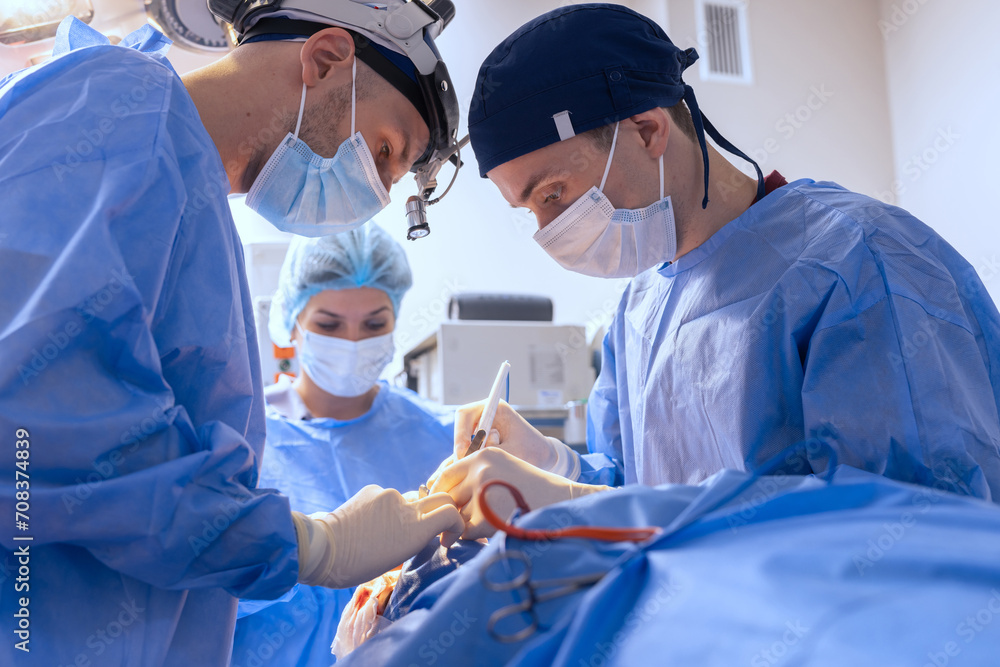 Blepharoplasty, plastic surgery operation for correcting defects ...