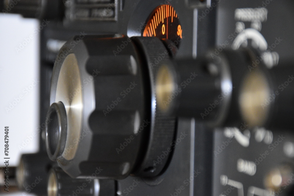FT-101ZD is a vintage precision engineered, high- performance HAM-RADIO ...