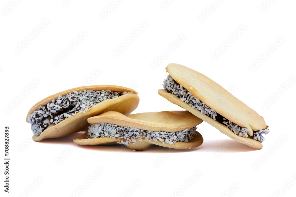 Alfajor (Hojarasca de Chancaca o manjar) Producto tradicional típico de ...