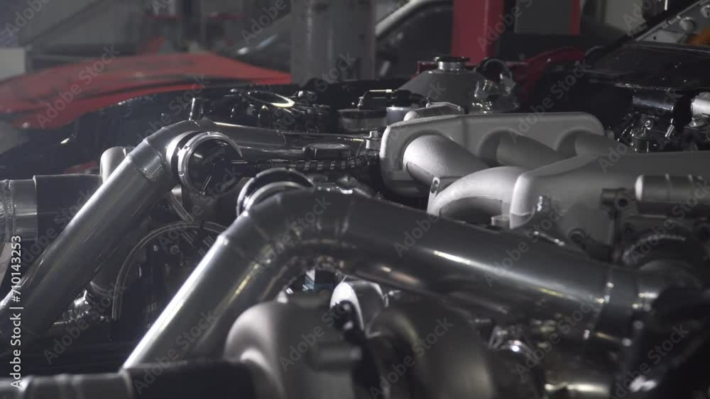 Vidéo Stock Tuning car. engine in garage. the drift car . Car service ...