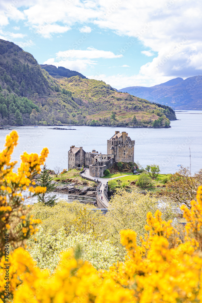 Eilean Donan: A Majestic Medieval Castle Amidst Scotland’s Natural ...