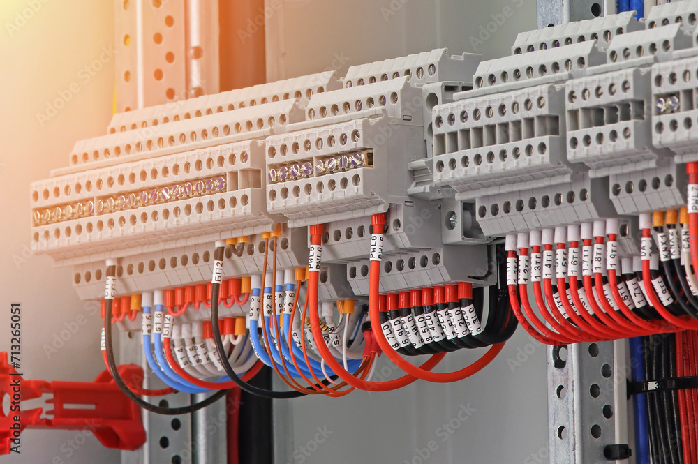 Electrical pass-through terminals for connecting copper mounting wires ...