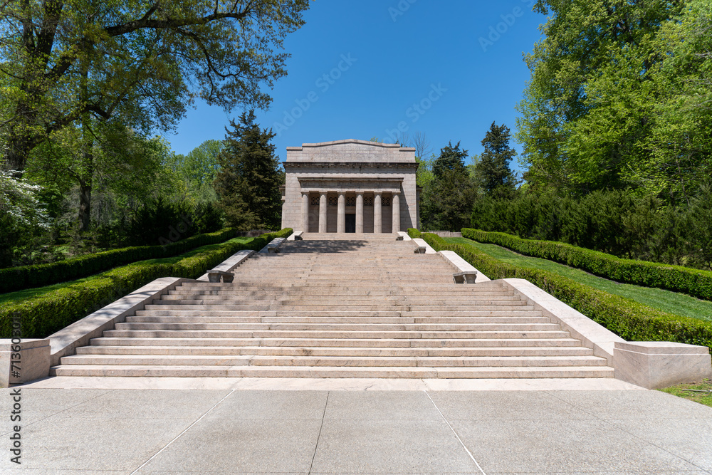 Hodgenville, Kentucky: Abraham Lincoln Birthplace National Historical ...