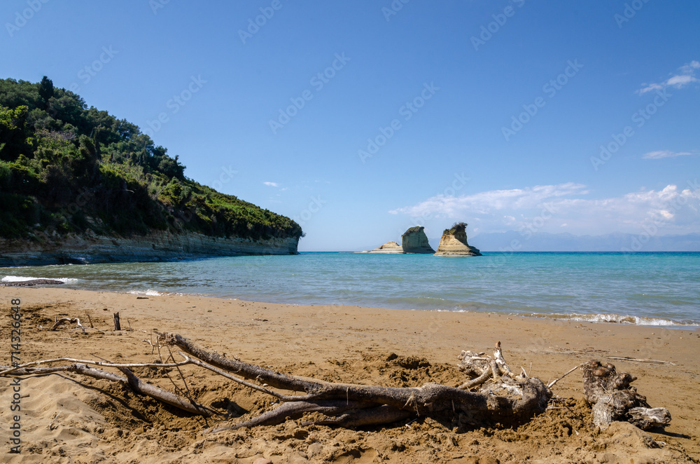 Paralia Sidari beach with view of Kanali Tou erota (Canal da amour) and ...