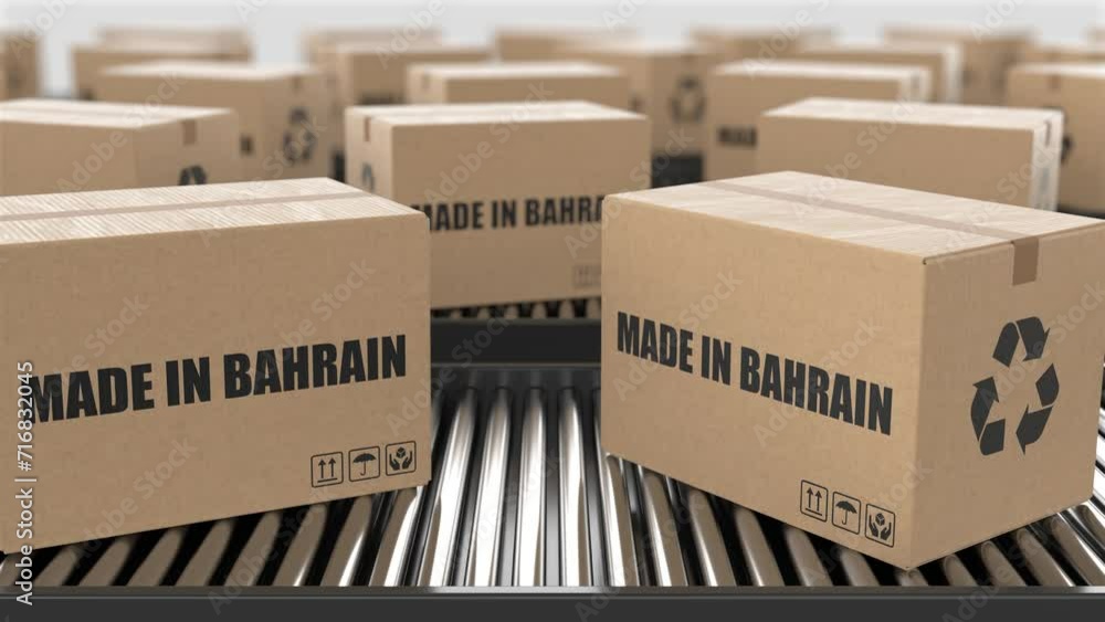 Vidéo Stock Cardboard boxes with Made in Bahrain text on roller ...