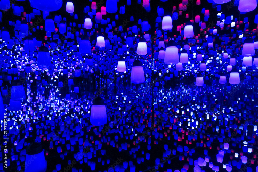 Forest of Resonating Lamps at TeamLab Borderless digital museum in ...
