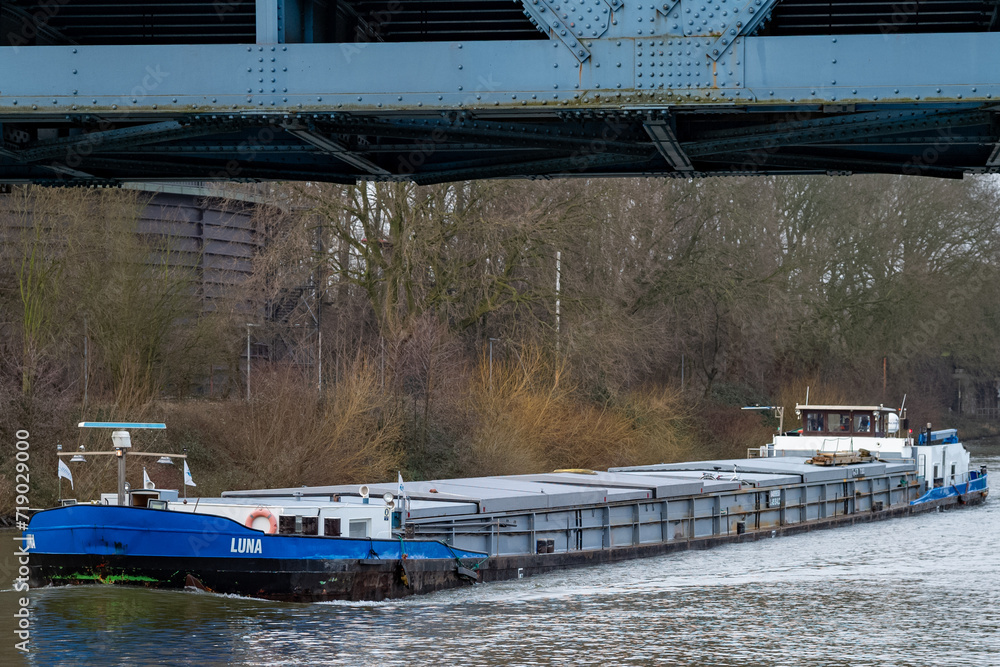 inland waterway vessel luna, moers on the Rhine-Herne-Canal in Germany ...