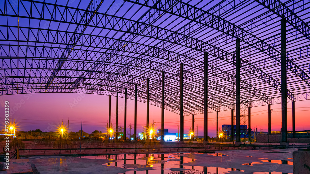 Silhouette curve metal roof beam with columns of large factory building ...