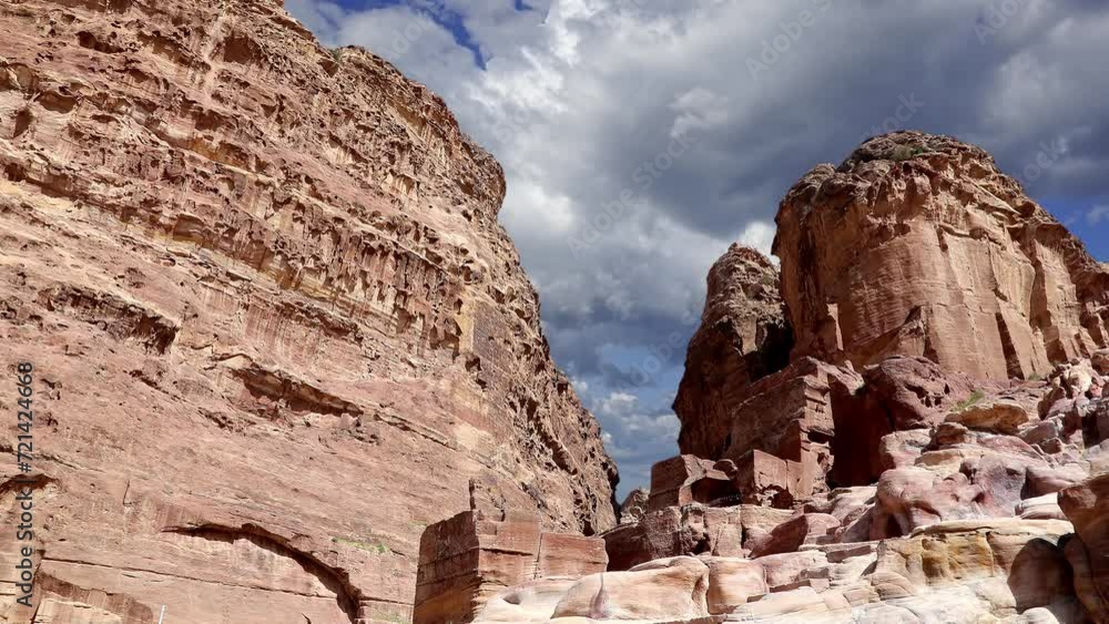 Vidéo Stock Mountains of Petra (against the background of sky with ...