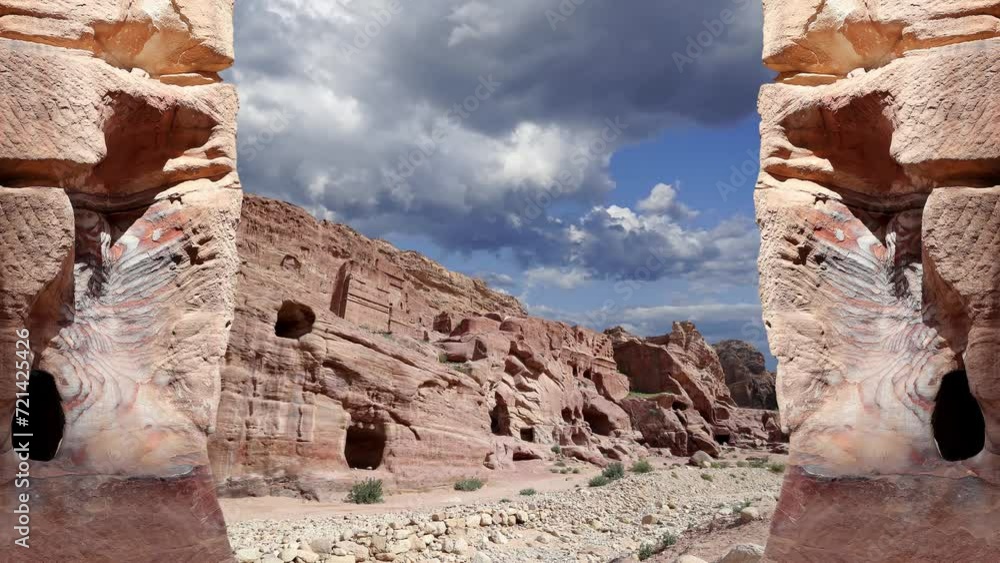 Vidéo Stock Mountains of Petra (against the background of sky with ...