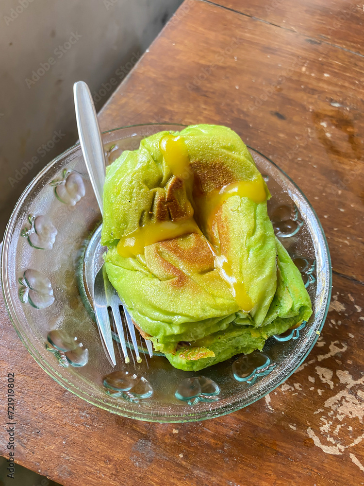 Grilled Roti kaya is a snack from Singapore prepared with serikaya ...