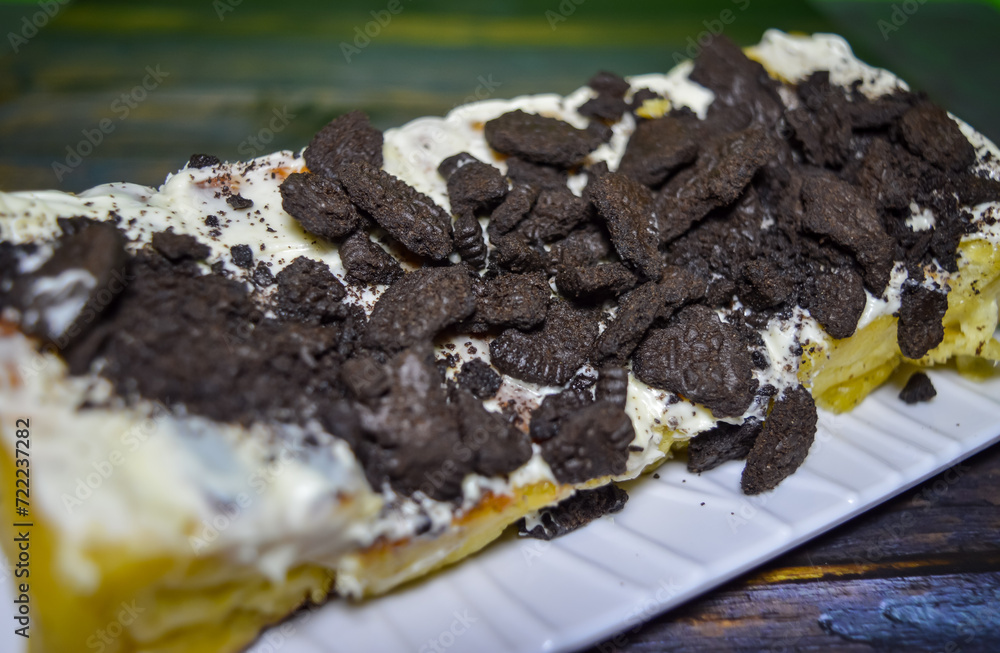 Roti Bakar Bandung is Popular Street Food from Bandung. Roti bakar ...