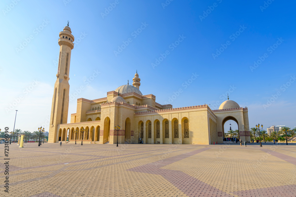 The Ahmed Al-Fateh Grand Mosque located in Manama, Bahrain, can hold up ...