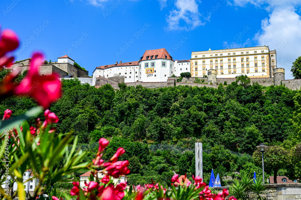 Veste Oberhaus, famous fortress and castle, lies on a forested mountain ...