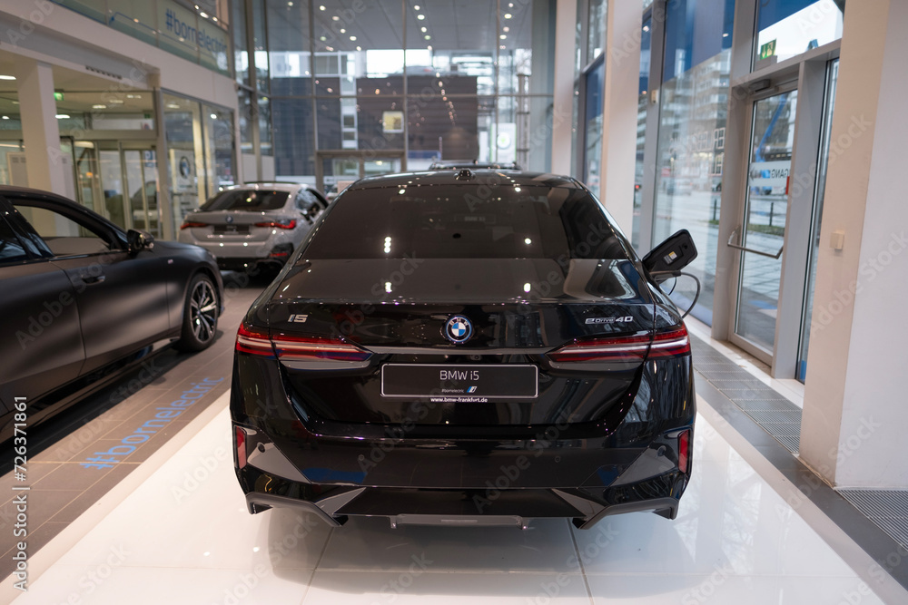 new black BMW i5 eDrive40 all-electric sedan, rear view Electric ...