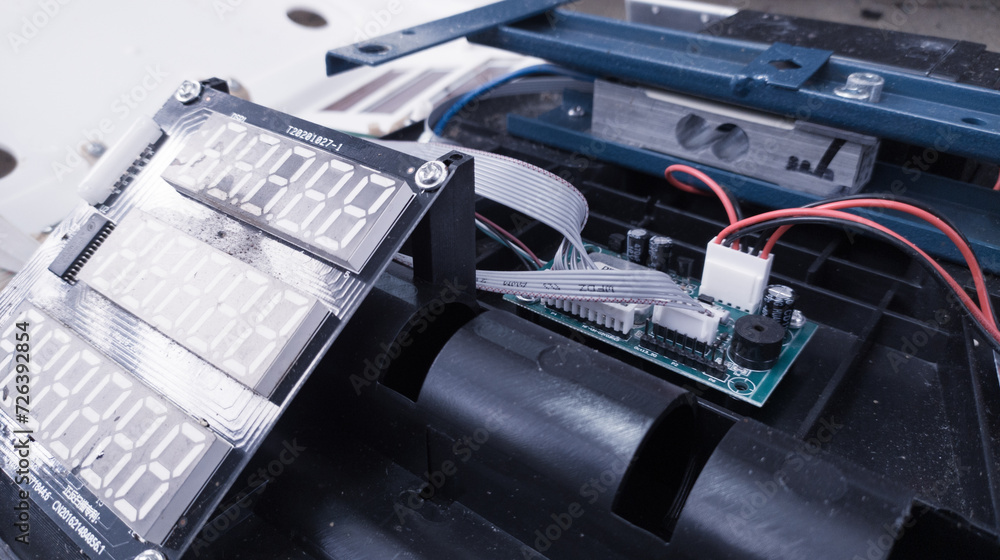 Checking cable circuit control the seven segment display on digital ...