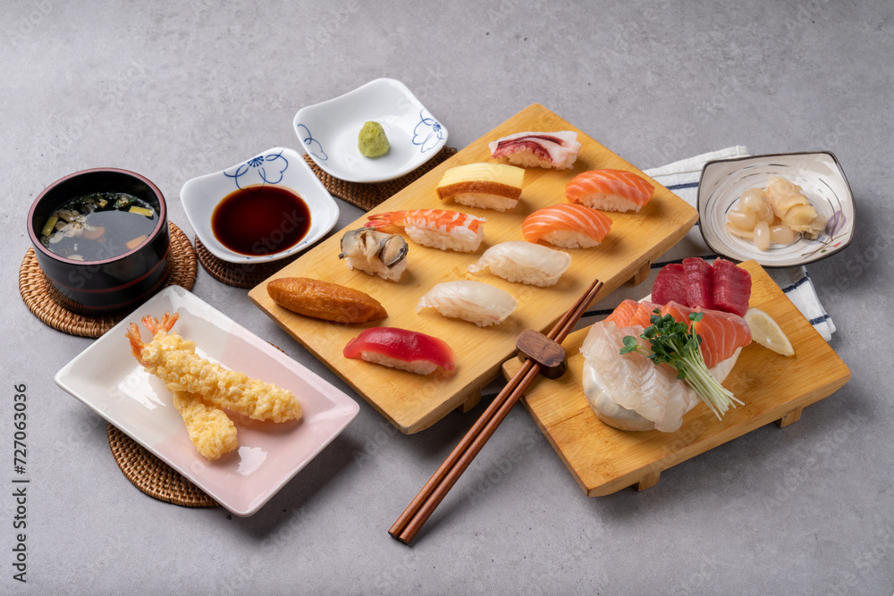 Flatfish, sushi, salmon, fish, sashimi, shrimp, tuna, Japanese, big ...