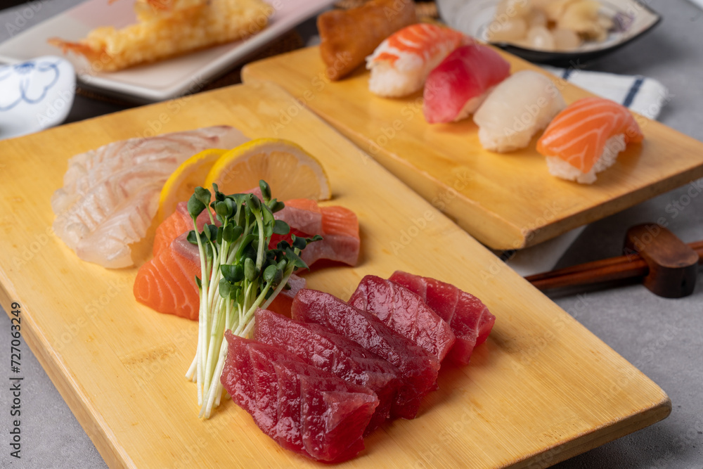 Flatfish, sushi, salmon, fish, sashimi, shrimp, tuna, Japanese, big ...