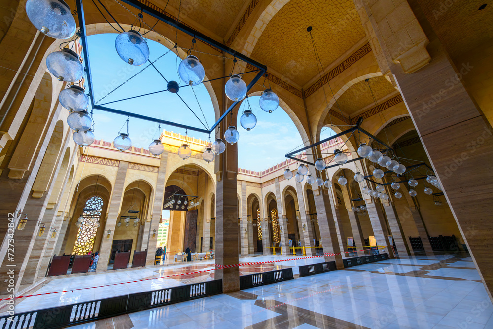The interior courtyard and porticos of the Ahmed Al-Fateh Grand Mosque ...